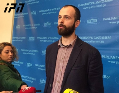 ვახუშტი მენაბდე - ახალ პროექტში ჩაიწერება პრემიერის პარლამენტში ...