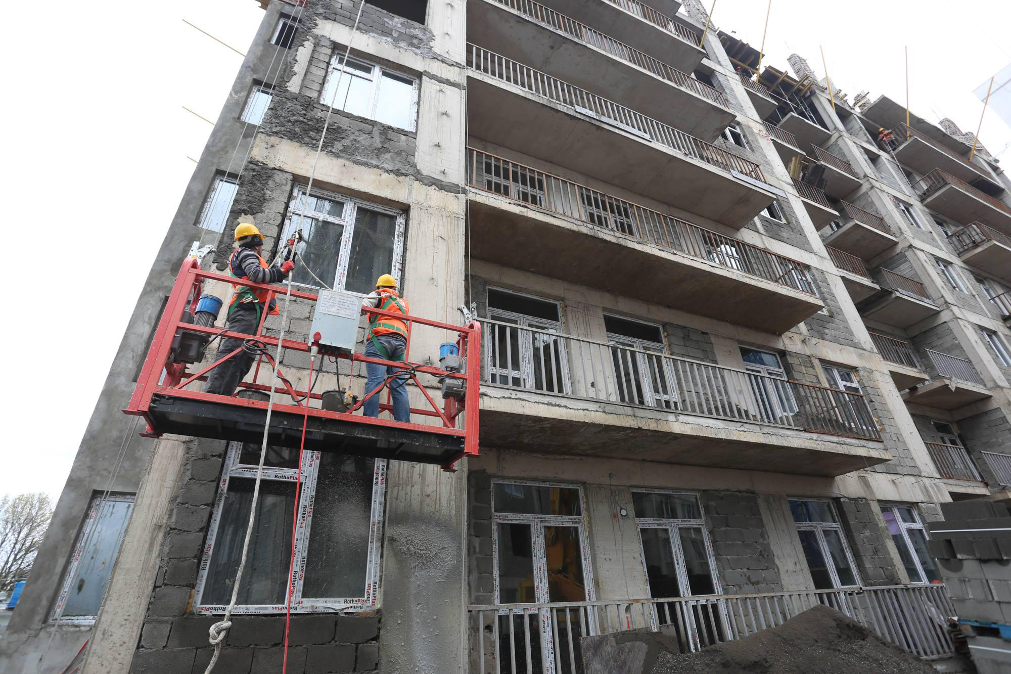 M2 company to resume three unfinished projects of "Sveti" construction company in Tbilisi