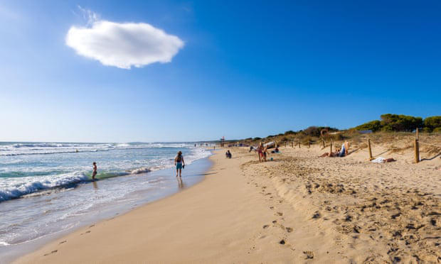 ესპანეთი დღეიდან ვაქცინირებული ტურისტებისთვის საზღვრებს ხსნის