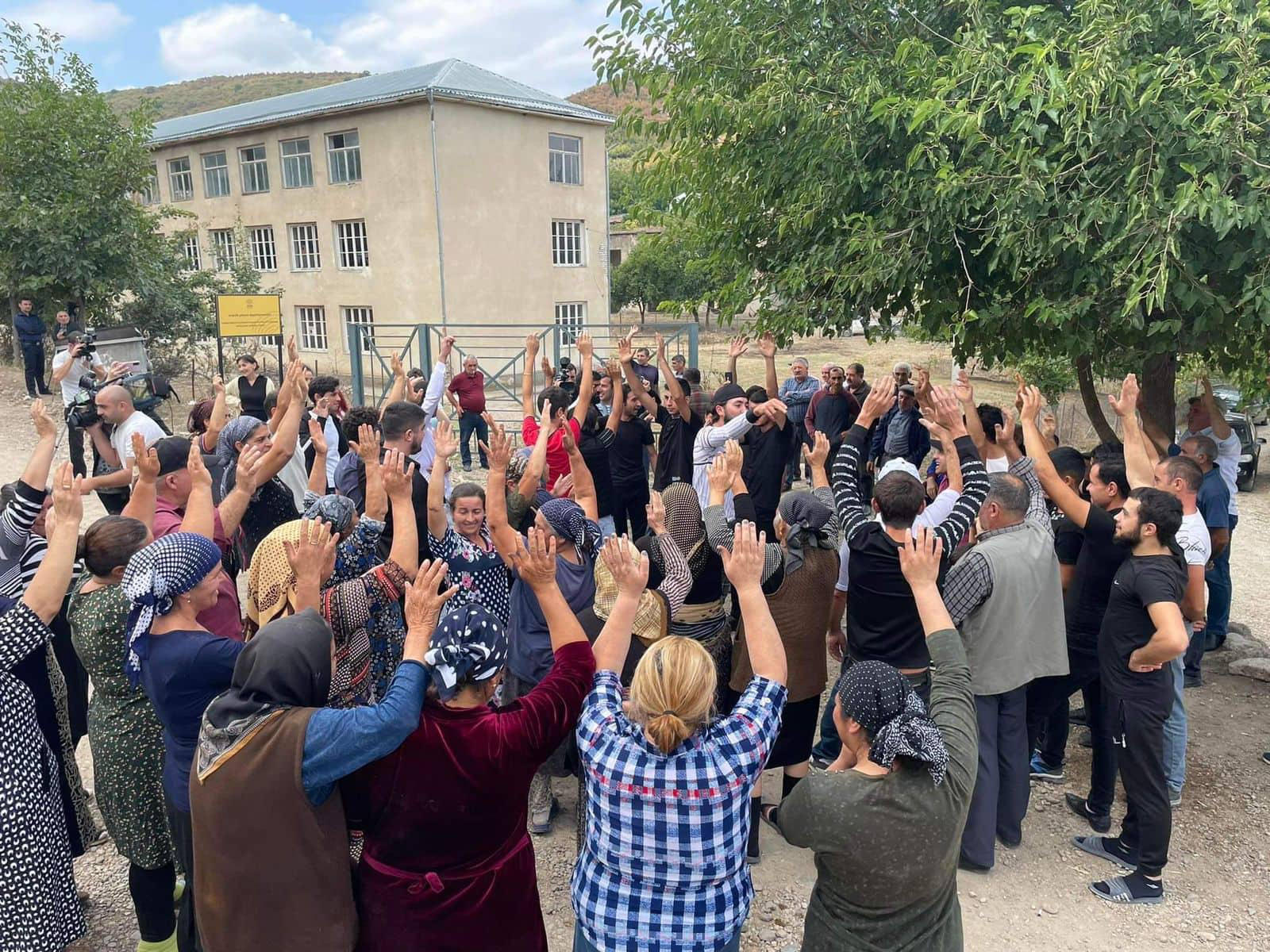 ბოლნისის მუნიციპალიტეტის სოფელ მუშევანის მოსახლეობა აცხადებს, რომ ...