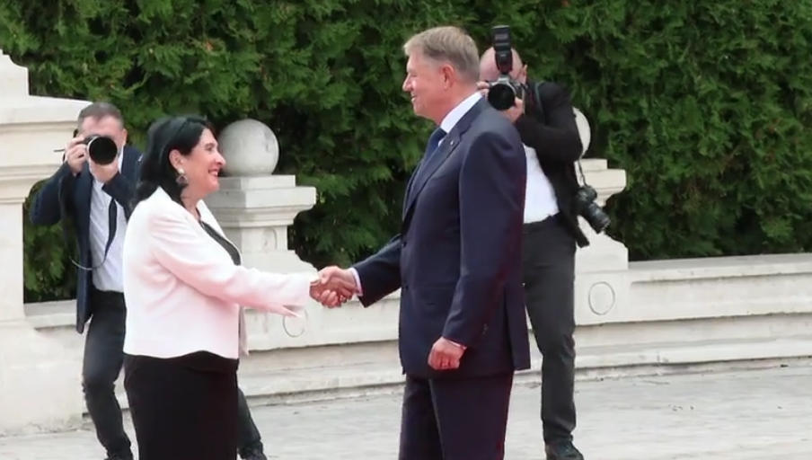 The official welcoming ceremony of Salome Zurabishvili held in Romania The official welcoming ceremony of Salome Zurabishvili held in Romania