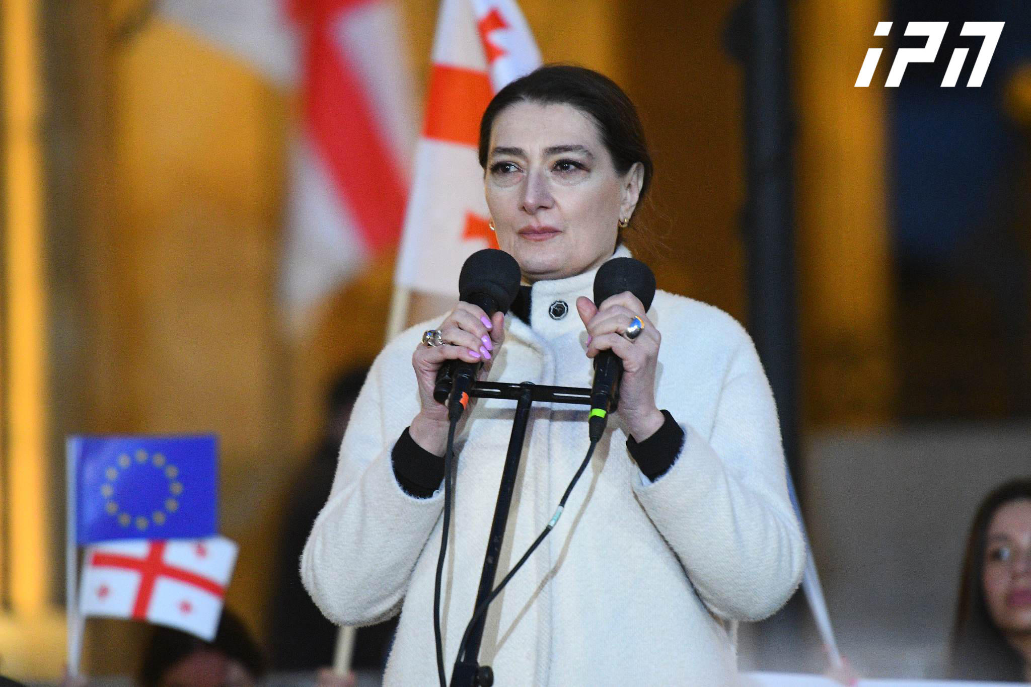 თაკო ჩარკვიანი - დიქტატორი უნდა გადააგდო! ამ სიტყვის ნურავის შეეშინდება!