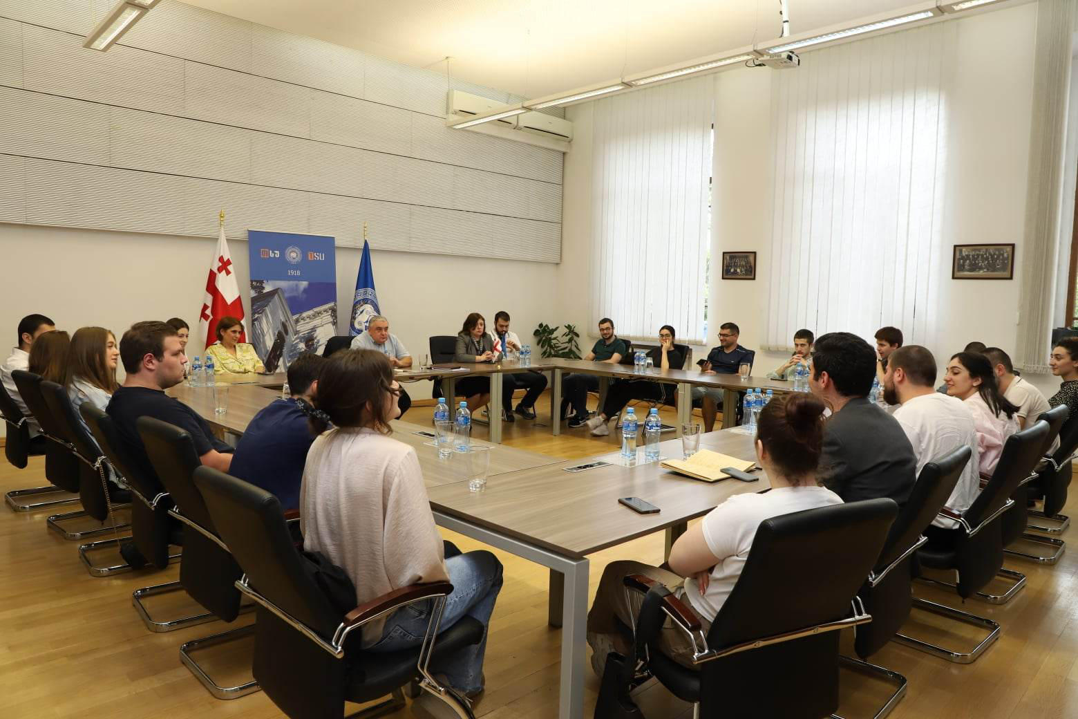 ჯაბა სამუშია სტუდენტებთან შეხვედრებს აგრძელებს